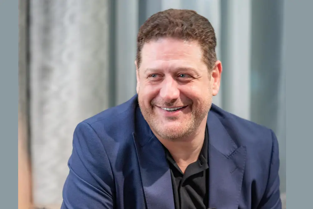 Associate V Partner Yasir Khamis On the Meaning of Success | QNET